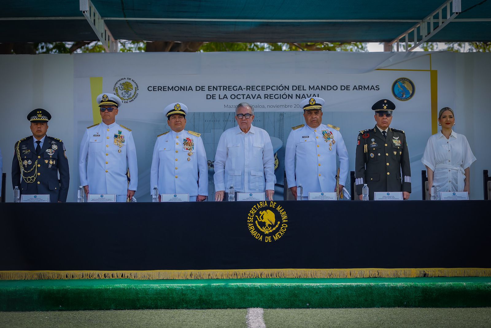 Asiste gobernador Rocha al cambio de mando en la Octava Región Naval ...